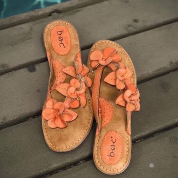 boc | Shoes | Boc Born Womens 8 Floral Leather Thong Flip Flop Sandals ...